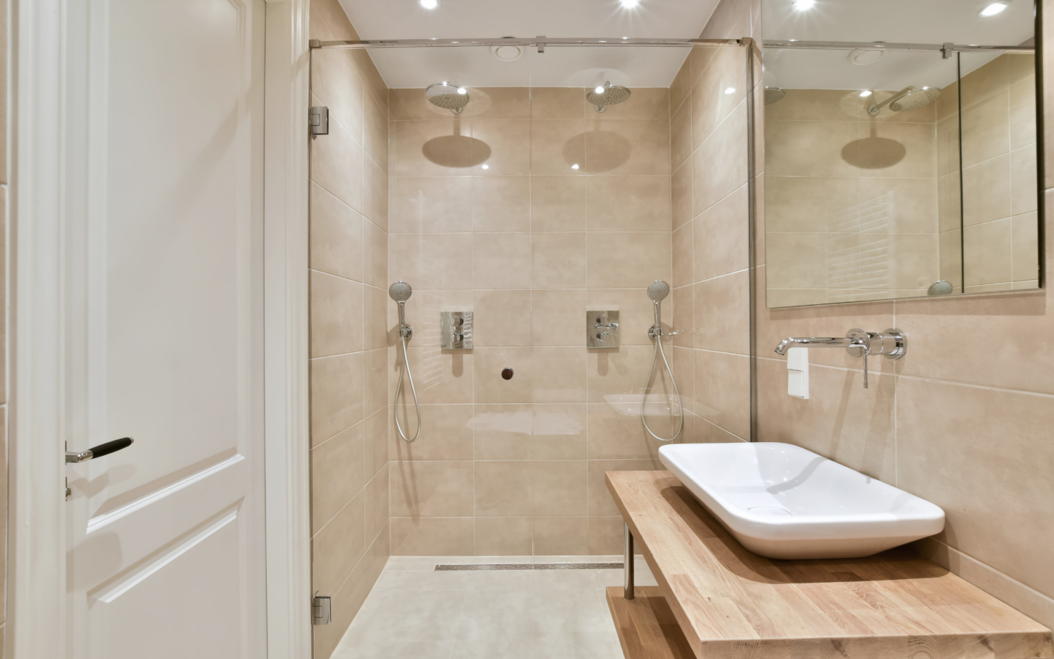 Doorless Walk-In Shower Ideas: Stylish, Open Bathroom Designs
